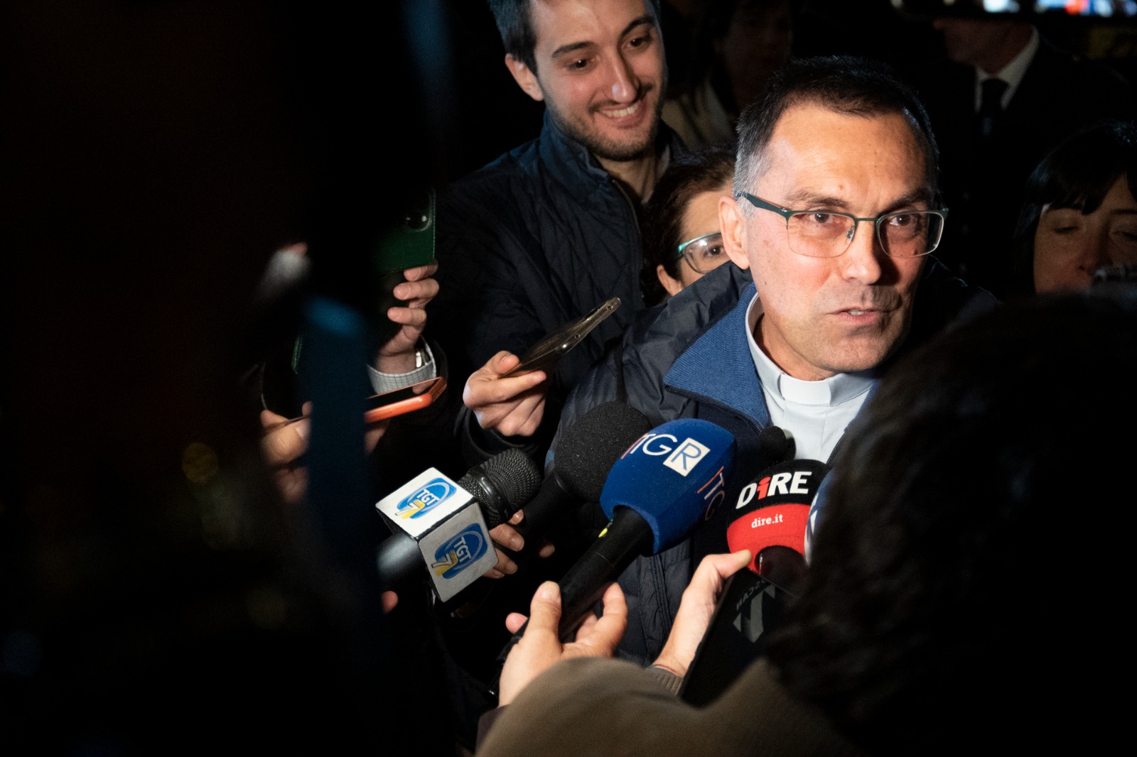 Il saluto del Vescovo Carlo a Mons. Gambelli - Diocesi Massa Marittima